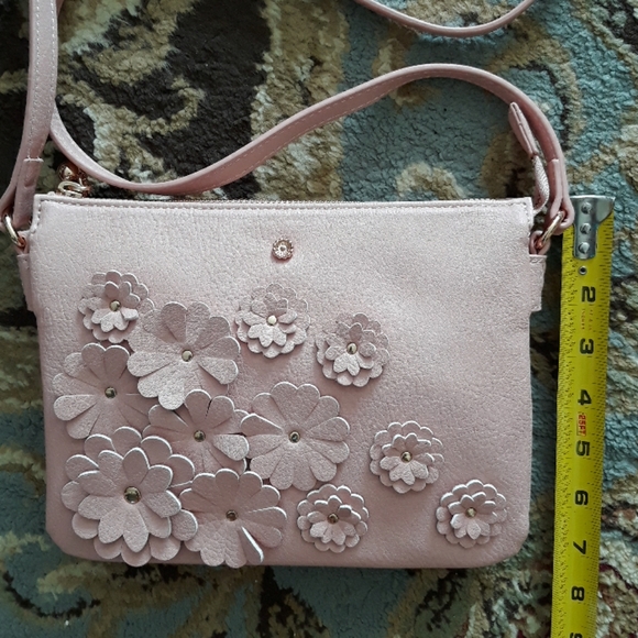 LC Lauren Conrad | Bags | Lc Lauren Conrad Cute Crossbody Bag | Poshmark